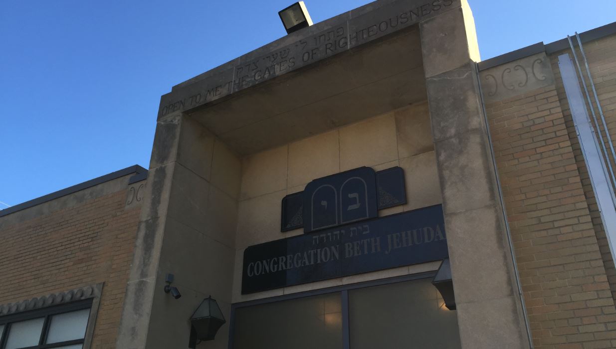 Torahs were moved during Milwaukee riots | Wisconsin Jewish Chronicle