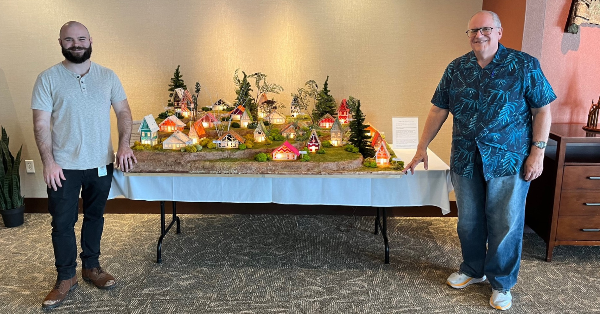 Ovation Jewish Home debuts house display | Wisconsin Jewish Chronicle